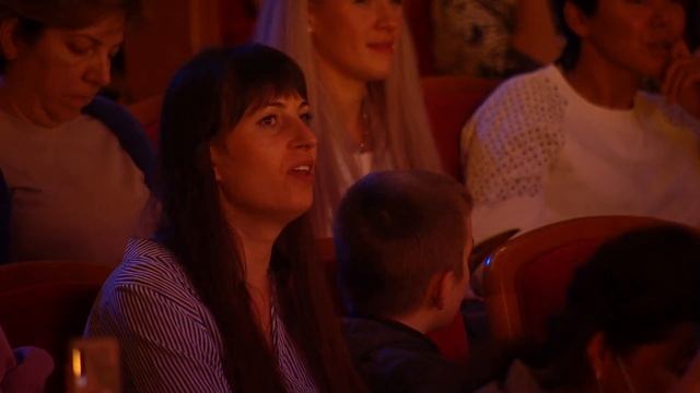 Эмиль Кадыров - Лучший город земли.mp4