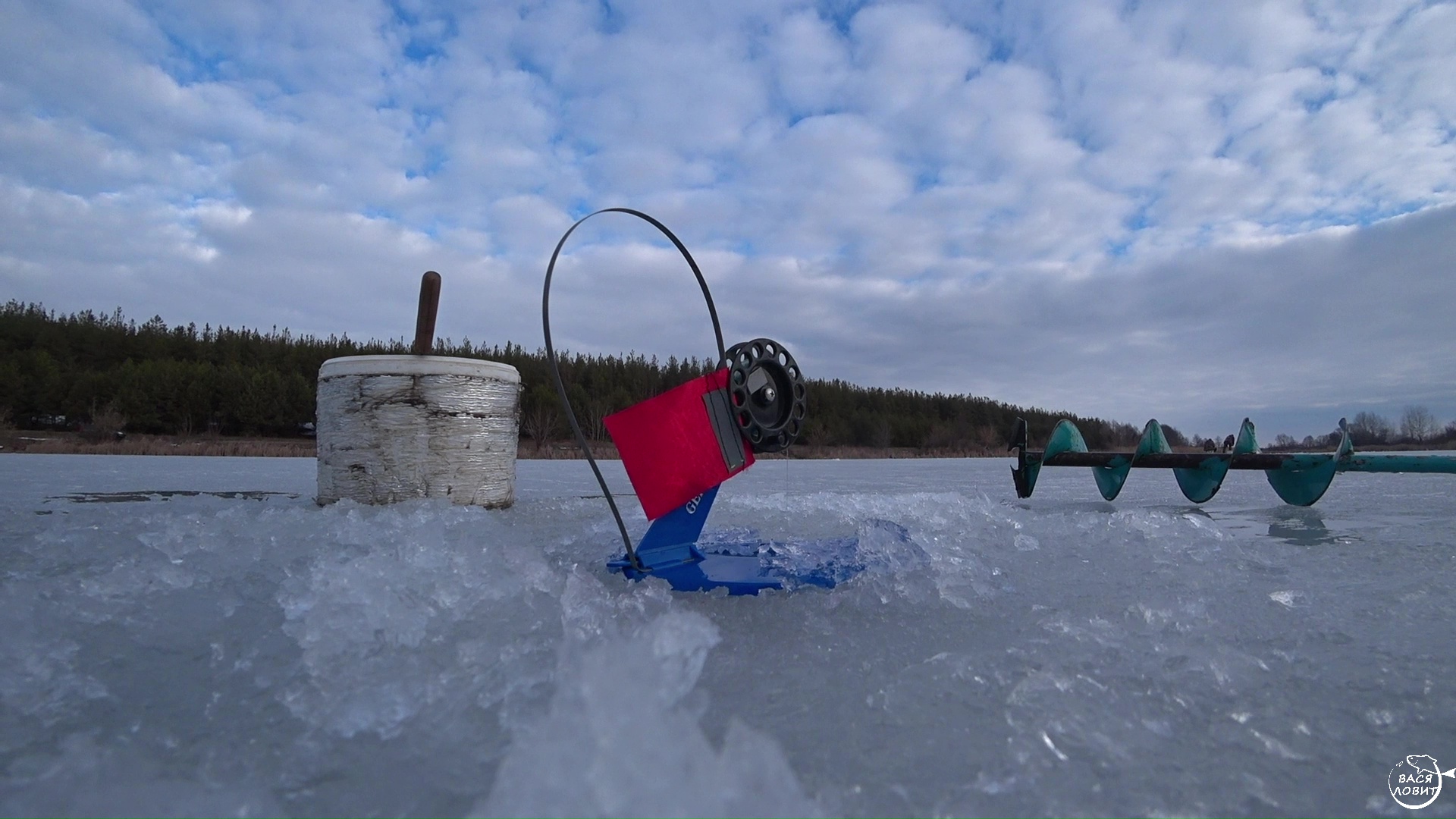 ЩУКА НА ЖЕРЛИЦЫ. ПОСЛЕДНИЙ ЛЁД 2022 (25.02.2022)