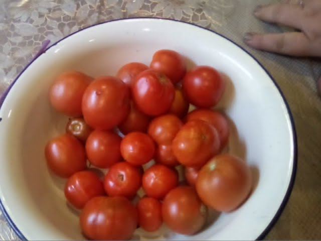 Заготовка свежих помидоров на зиму.