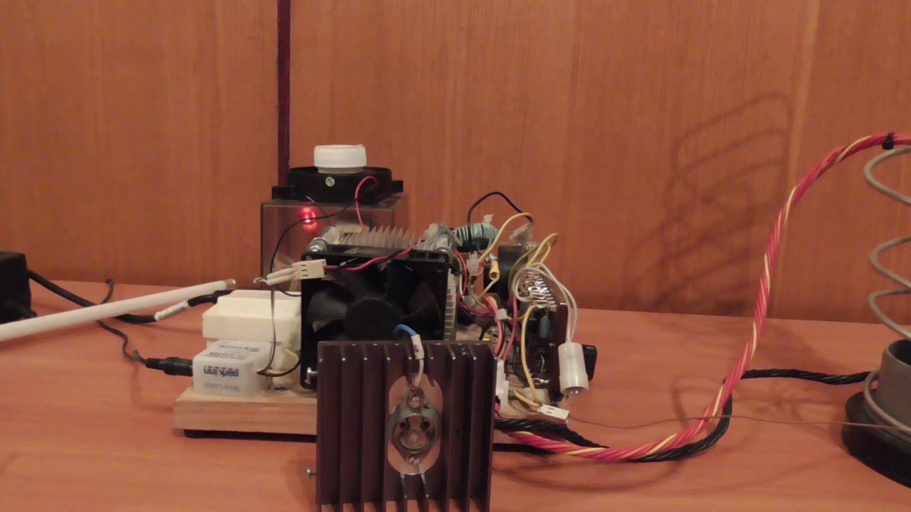 Светится ли кристалл транзистора при работе качера?