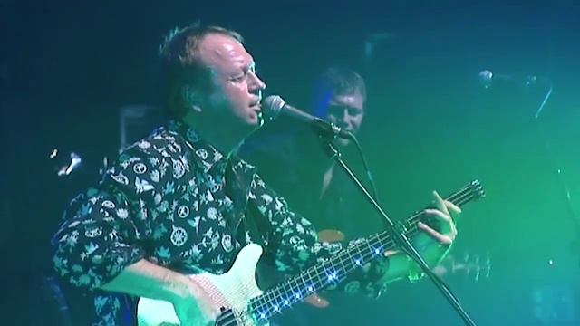Level 42 - 2006 Live In Oxford.mp4