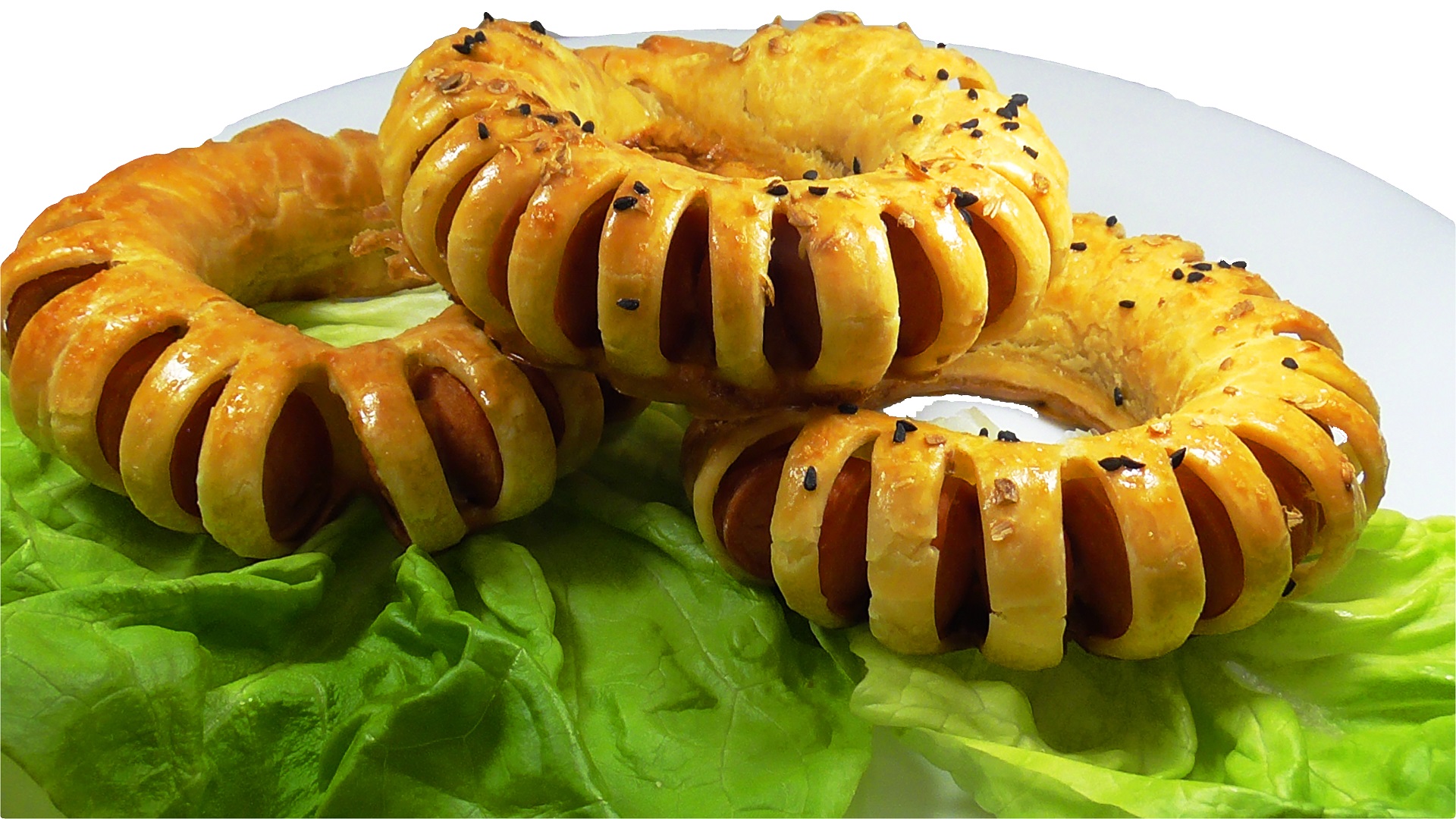 СОСИСКИ В СЛОЕНОМ ТЕСТЕ. ВКУСНЫЙ РЕЦЕПТ.