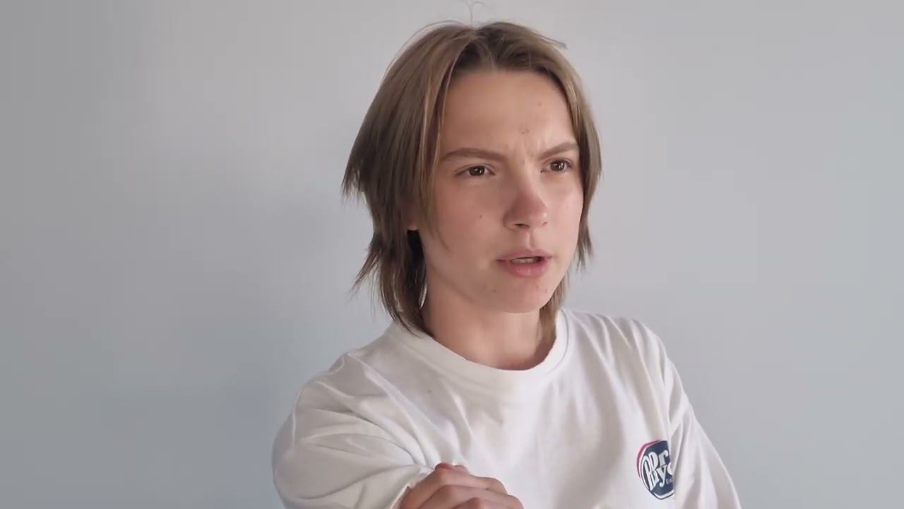 Виноградова Маргарита, проект: Как приручить лису, сцена: 1, роль: Дина, агент Быстрицкая Татьяна