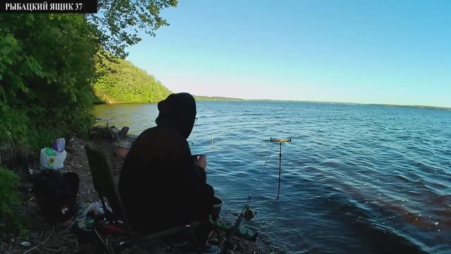 Трудовая рыбалка на реке ВОЛГА  !!! Крутая бровка резала все , но ПАТЕРНОСТЕР выручил !!!