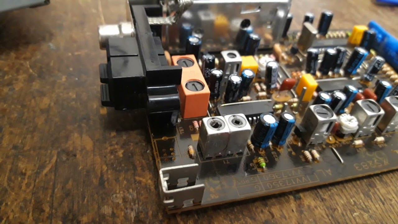 Yamaha RX-V392RDS: Собрал, проверил, и... Страдания над тюнером. У НЕГО ТОЖЕ НАСТРОЙКИ УМЕЮТ ПЛЫТЬ!