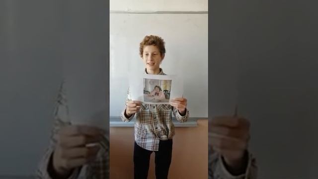 La jeune fille aux pêches par Valentine Serov.mp4