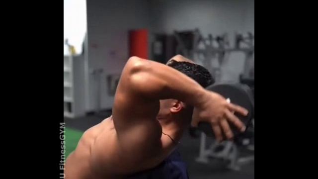 Качаем трицепс (руки) GYM