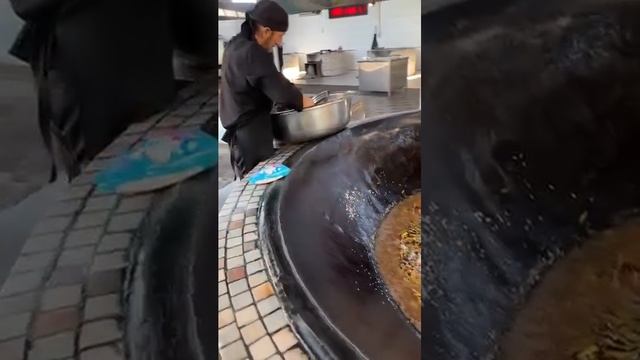 Самый большой плов в мире