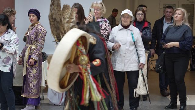 Камлание двух шаманов