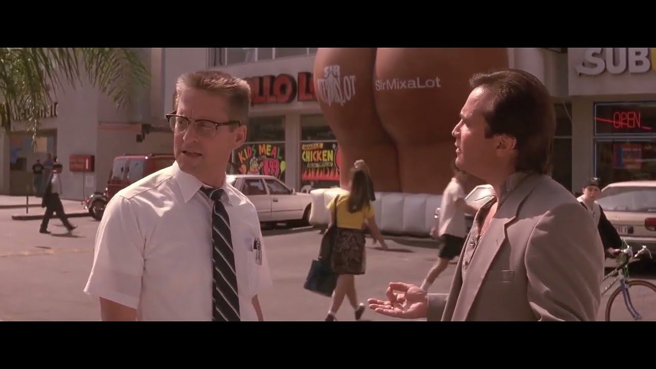 С меня хватит!/Falling Down (1993) сцена с растрелом телефонной будки