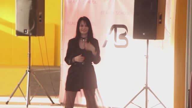 ДИЗАЙНЕР ВЕРА ВЕРСАЛЬ на FASHION DAY / 23 ФЕВРАЛЯ 2024 г.