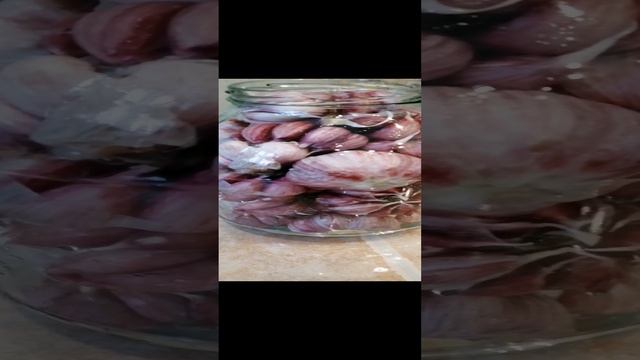 Маринованный чеснок