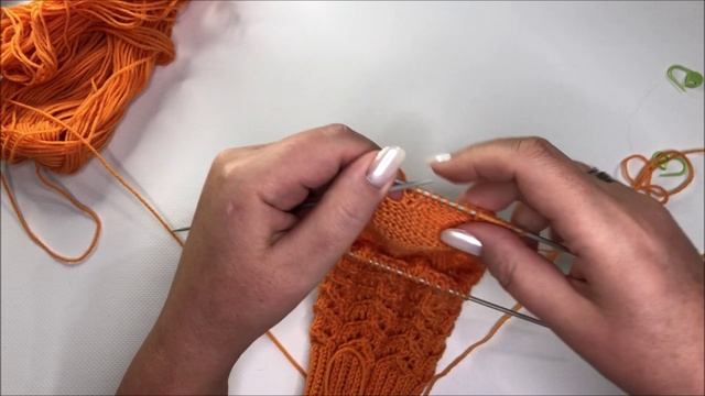 ВЯЖЕМ ЖЕНСКИЕ НОСКИ с ажурным узором и ФРАНЦУЗСКОЙ пяткой. Мастер-класс: от набора петель до мыска