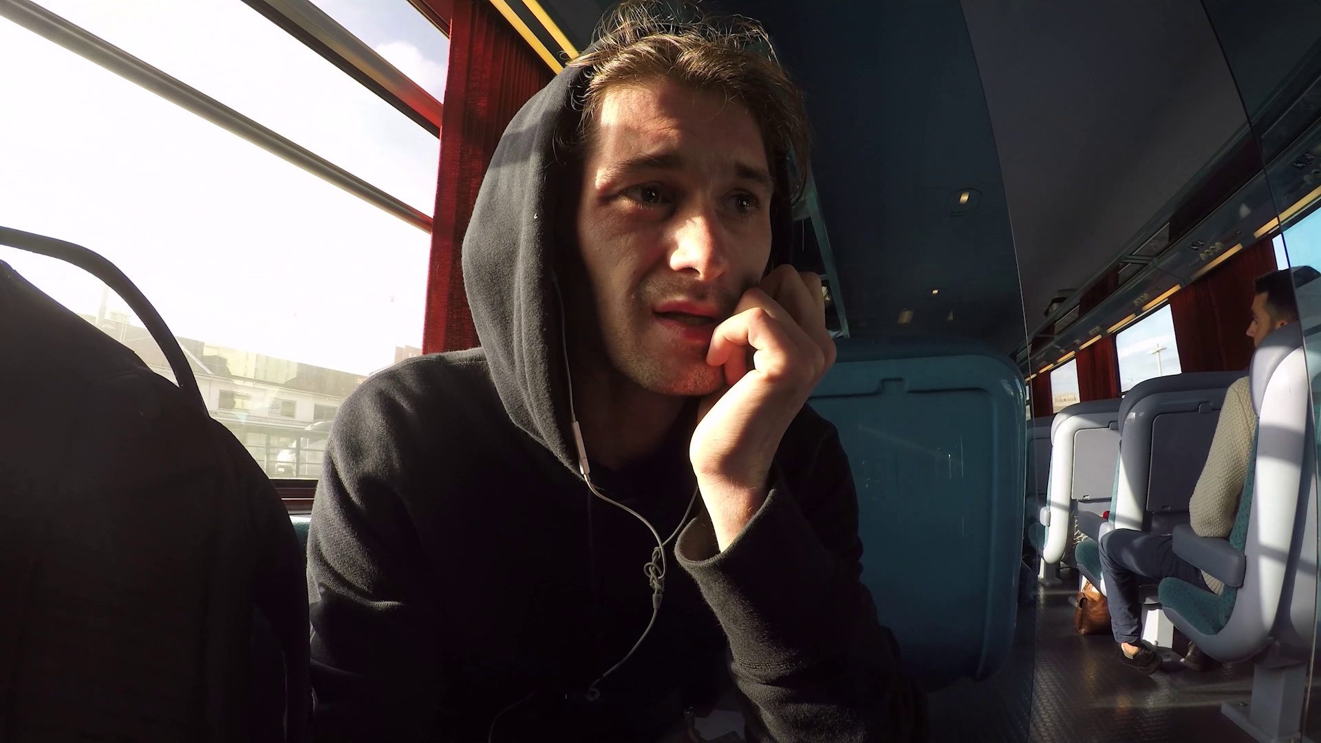 SOS - Франция, Дорога из Парижа до Канн |16+