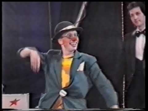 Клоун Рыжик. Шляпы.