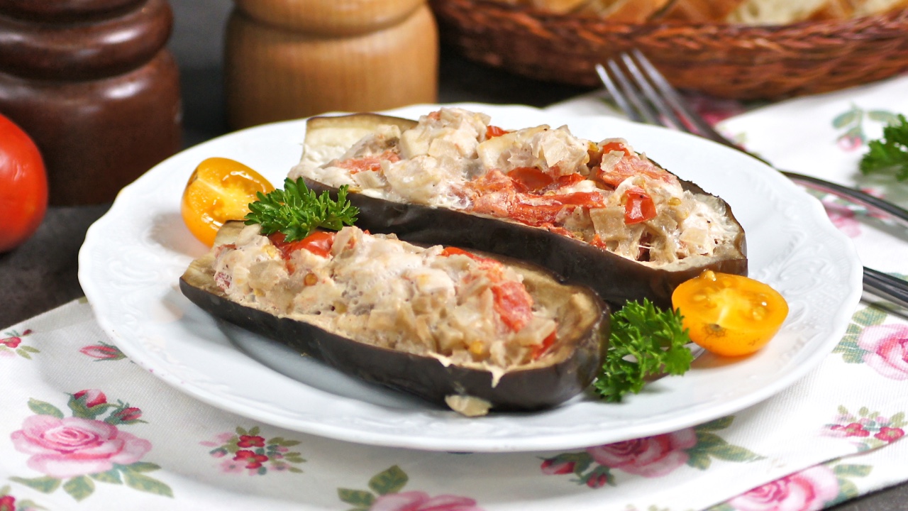 ? Фаршированные баклажаны с курицей в мультиварке, рецепт вкусного сезонного блюда