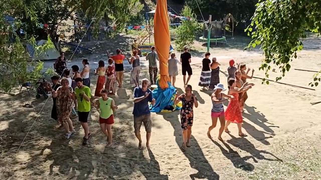 Круговой танец-1