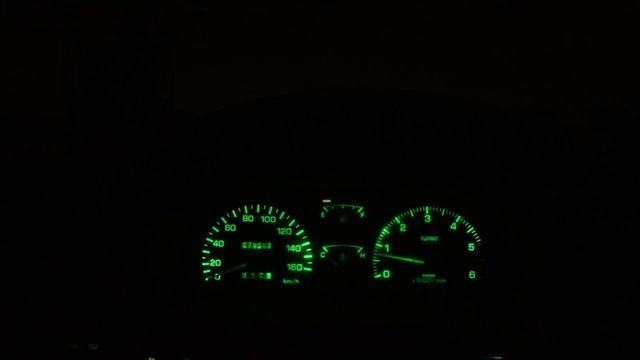 Toyota Town Ace биксеноновый свет.