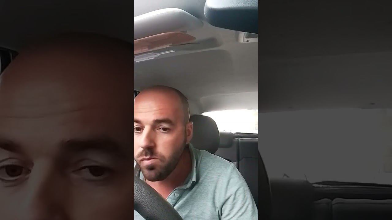 вот так мы выглядим когда не знаем слов песни