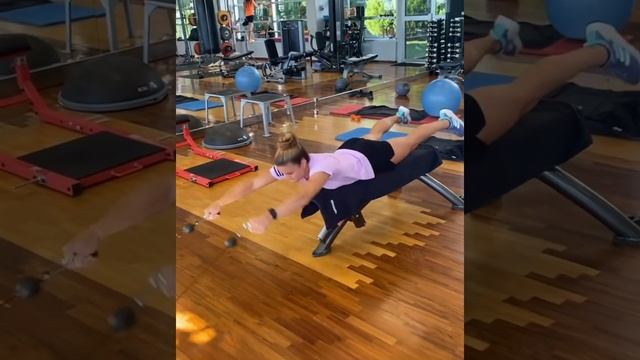 В.И.Иванов. Наблюдения за лучшими теннисистами. Мария Саккари не теряет время на корте.