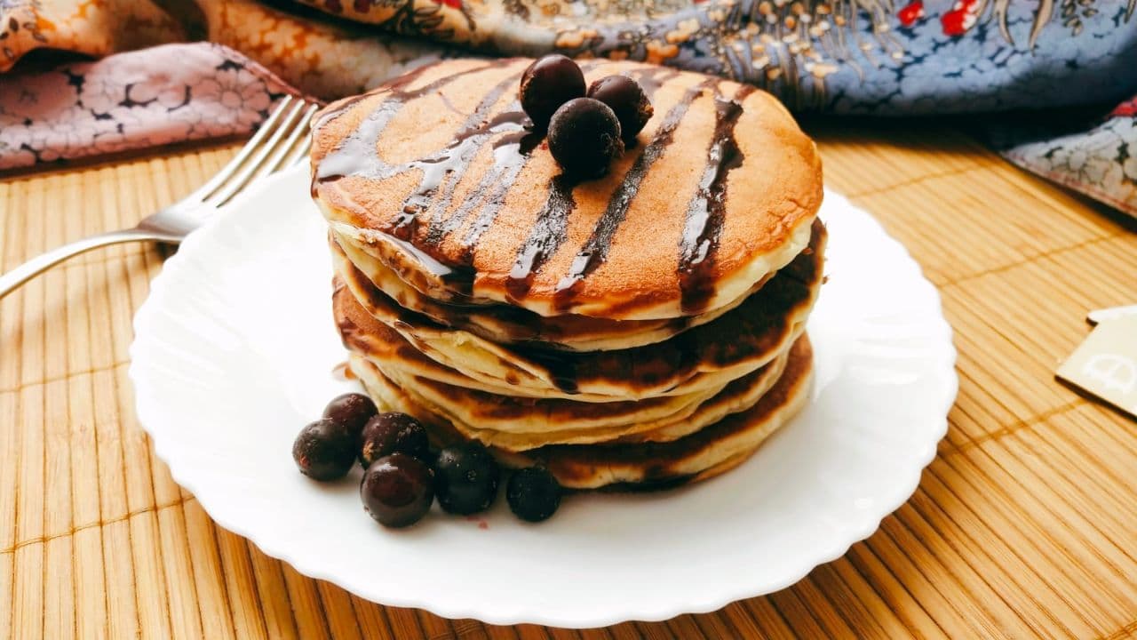 Воздушные ПАНКЕЙКИ! Очень простой рецепт американских панкейков.mp4